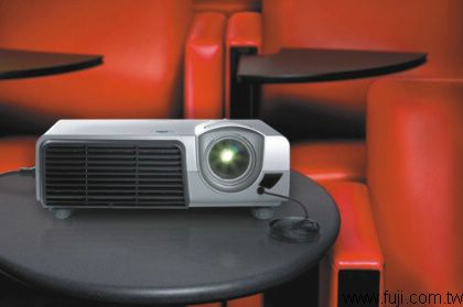 如何指定訂購 產品規格(顏色)